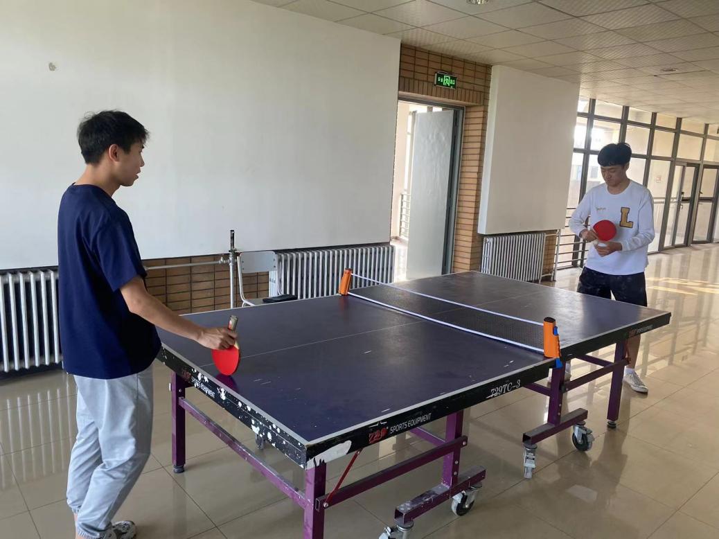 [我为同学做实事|人工智能学院增设乒乓球台助力师生劳逸结合]-天津科技大学新闻网